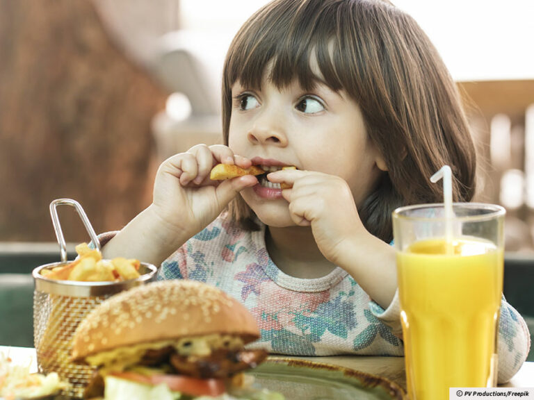 Toddlers are latest fast food victims - The Day
