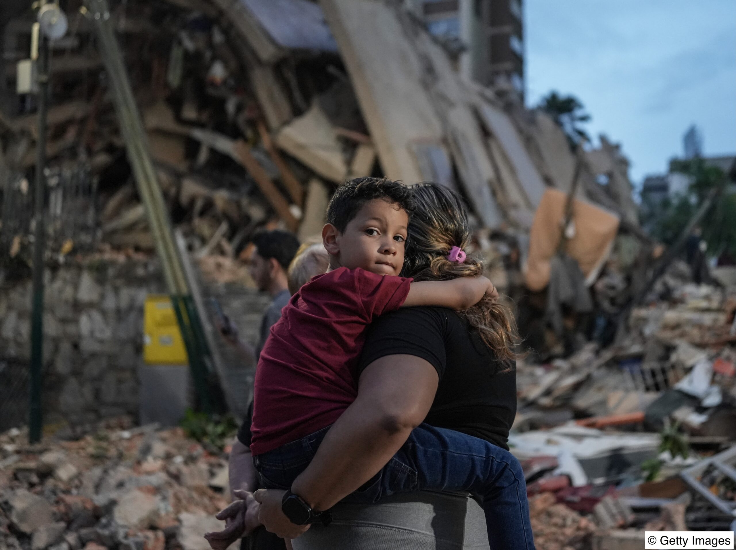 ‘Hours of anguish’ after Venezuela quake (Reading Level 4-5) - The Day